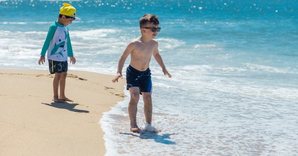 Sun Safety Kids Birmingham - Get Sunscreen At Saydon Pharmacy Today